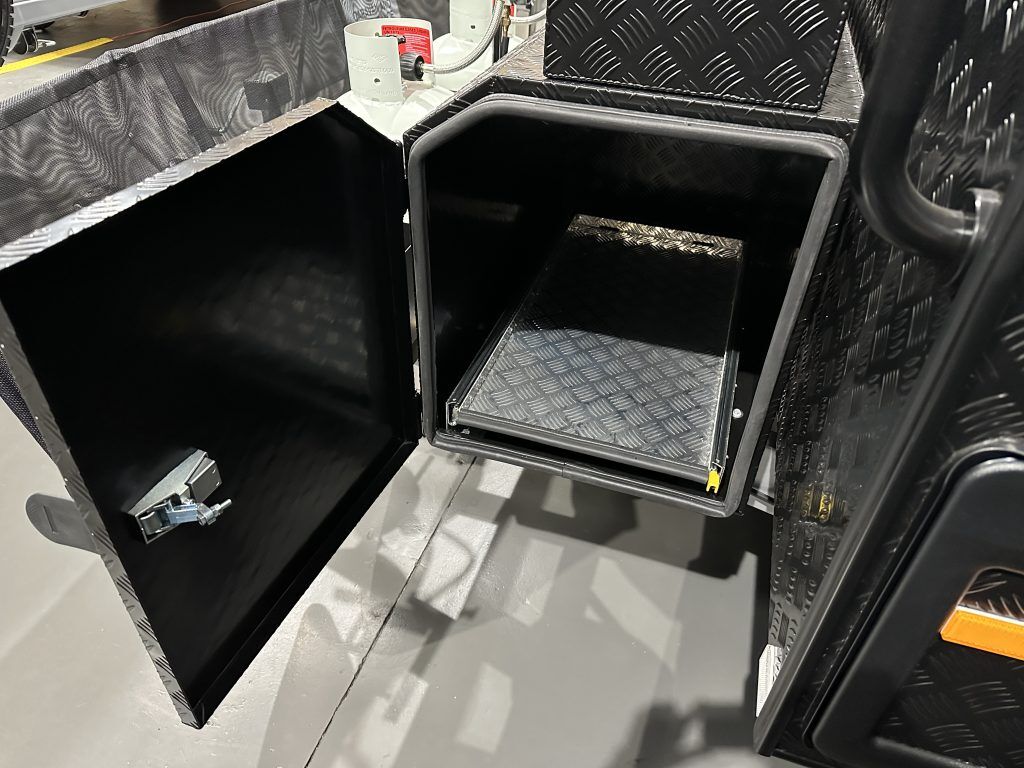 Aluminium Checker Plate Black Tool Box with Slide-Outs & Top Mounted ...